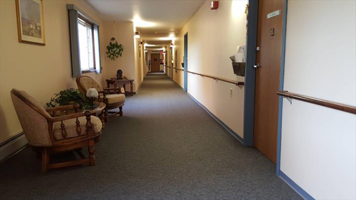 Colonial View Apartments - Sun Prairie, WI